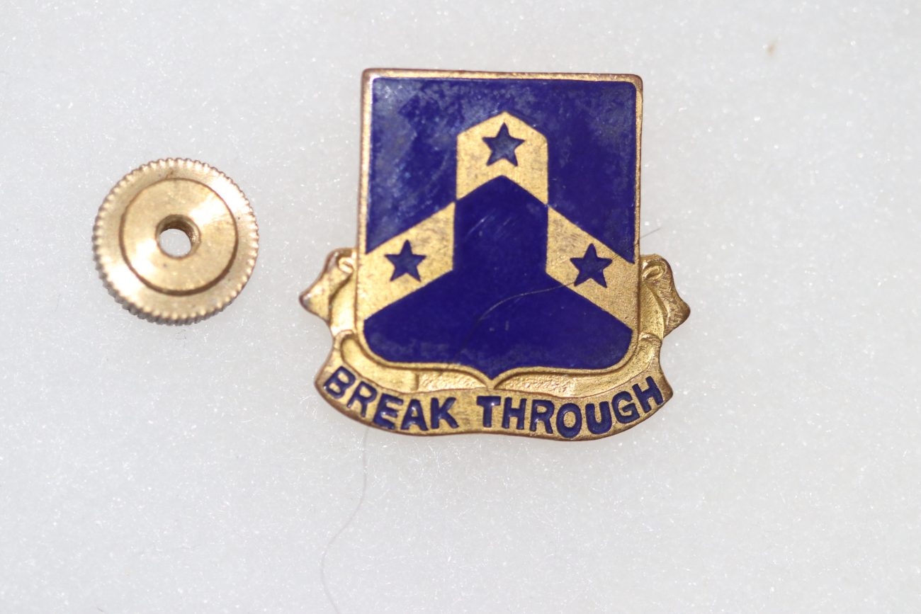 WW2 US ORIGINAL 117th INFANTRY REGIMENT 30th DIVISION DISTINCTIVE CREST ...