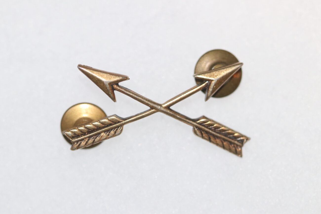 ORIGINAL US ARMY WW2 1st SPECIAL SERVICE FORCE COLLAR BADGE MAKER ...