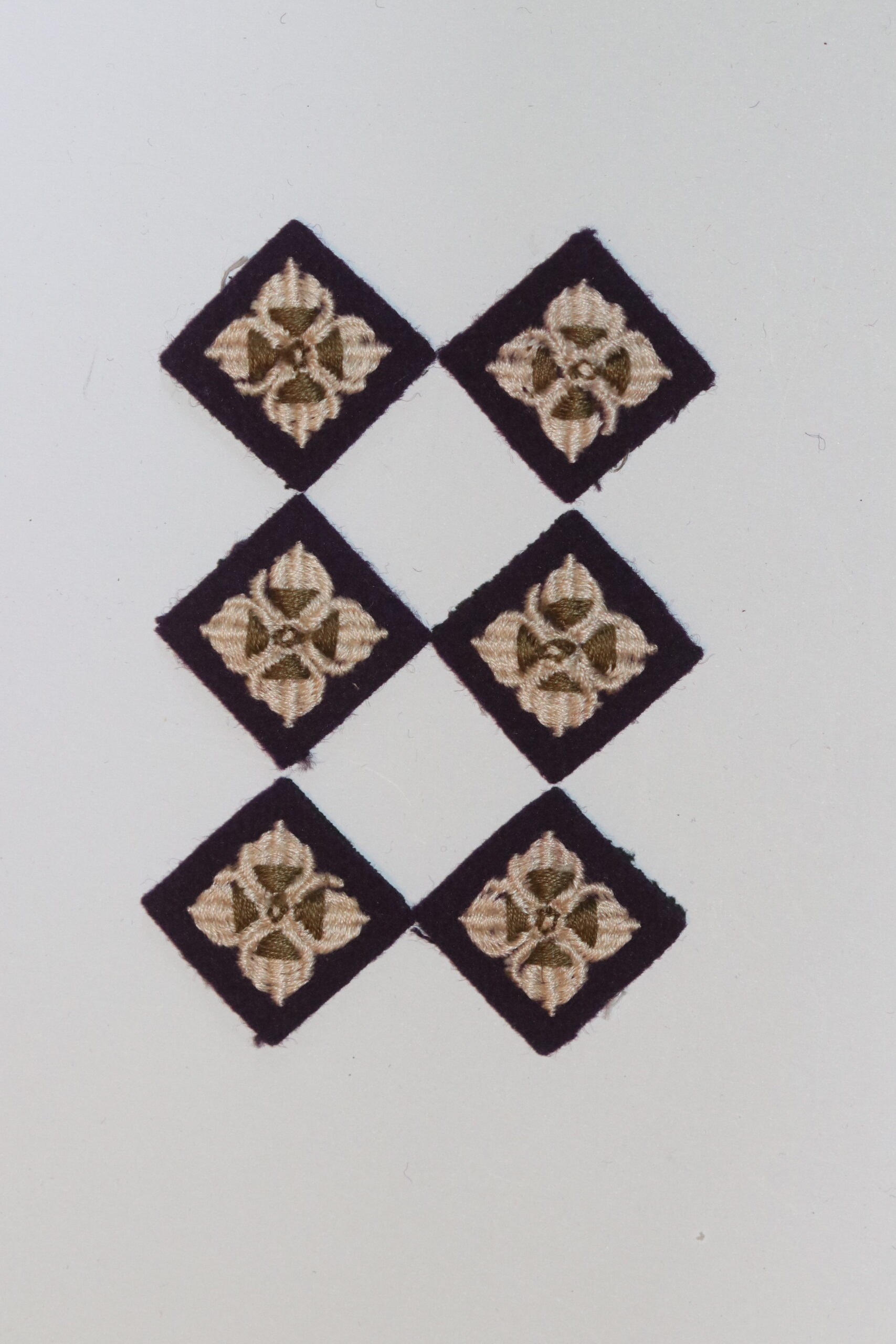 ORIGINAL BRITISH ARMY WW2 CHAPLAIN CAPTAIN RANK PIPS SET 6 - Butlers ...