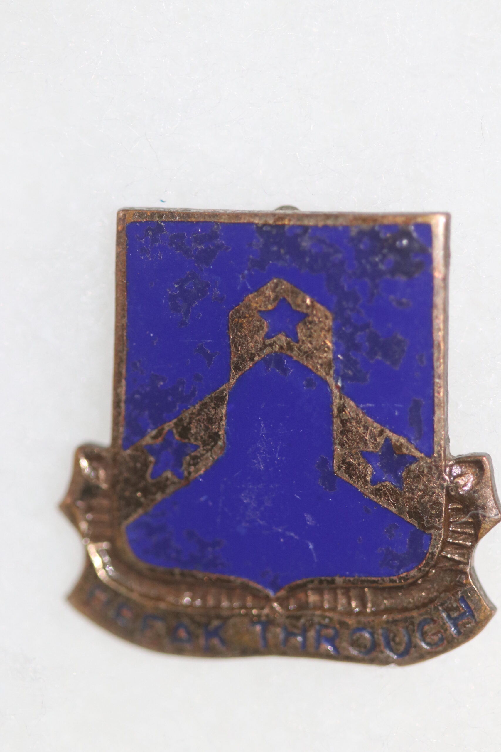 WW2 US ORIGINAL 117th INFANTRY REGIMENT 30th DIVISION DISTINCTIVE CREST ...